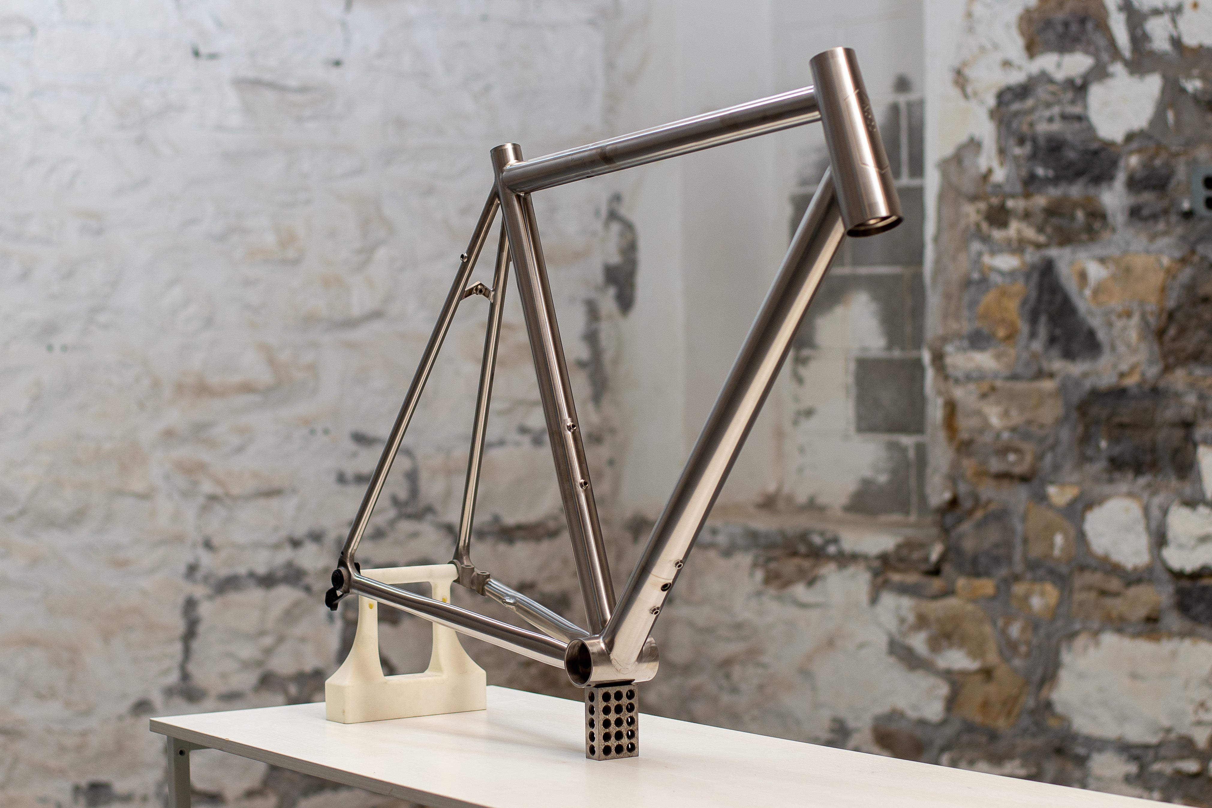 Great Divide Disc Frameset - Couplers - 56cm – No. 22 Bicycle Company